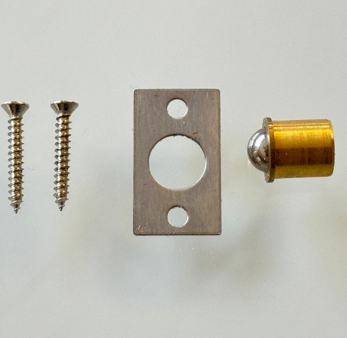 B811 - Small Bullet Catch, Brass – Small Box Hardware